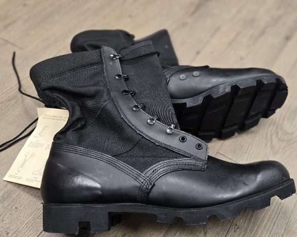 Panama Sole Jungle Boots all Black 14 New - Army Issue